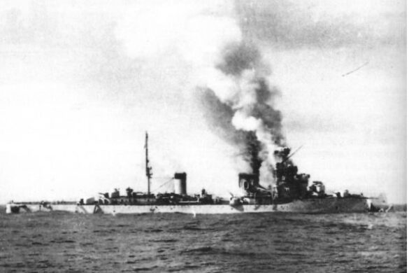 Comando Supremo - Italy in WW2 - Italian tanks, warships, planes and more.